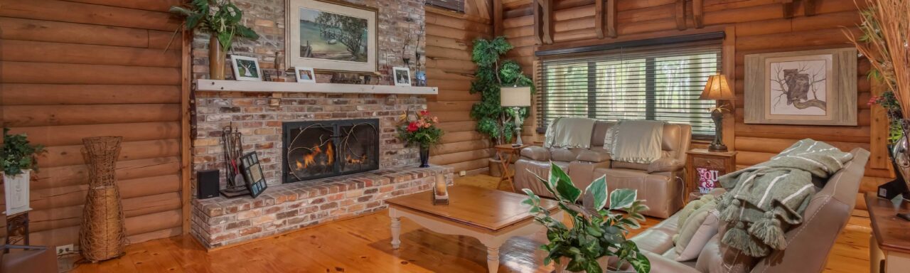 Log Cabin Homes | Rustic and Luxurious Log Cabin Homes in Central Florida
